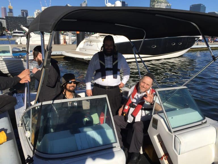 Boat Hire Melbourne | Yarra River Boat Hire | self-drive boat hire