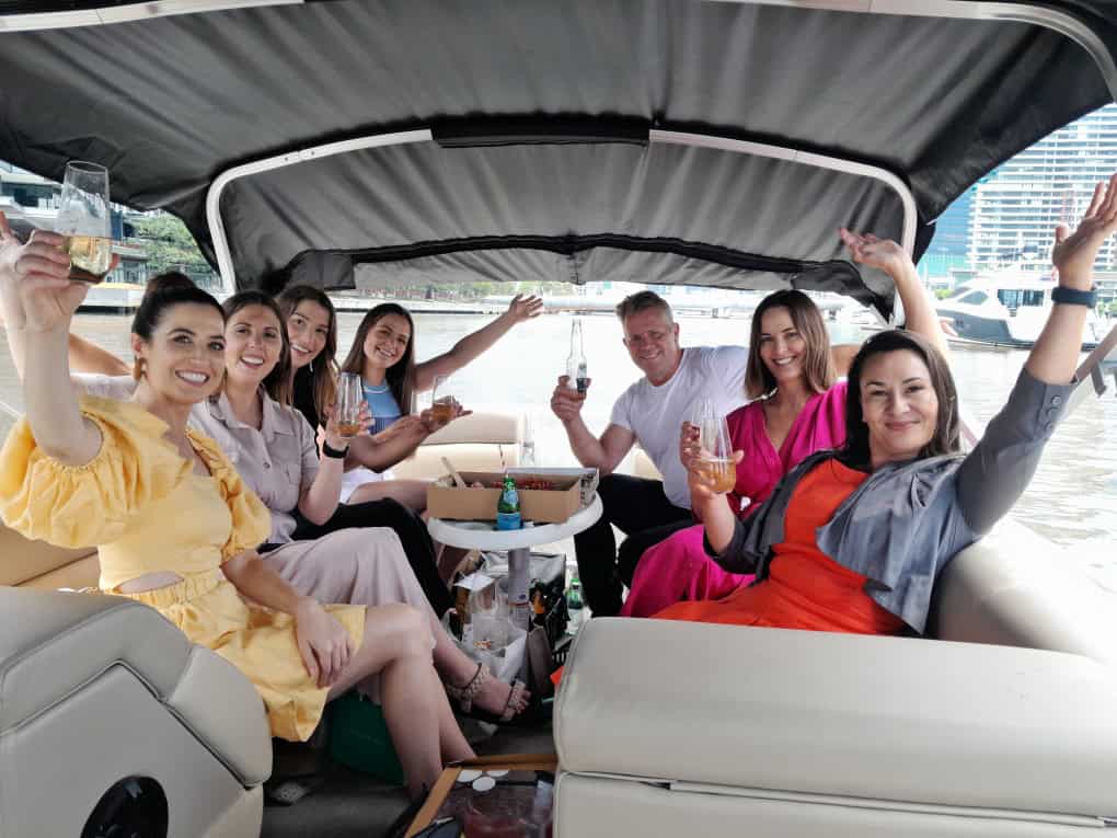 Boat Hire Melbourne | Yarra River Boat Hire | Melbourne Boat Hire